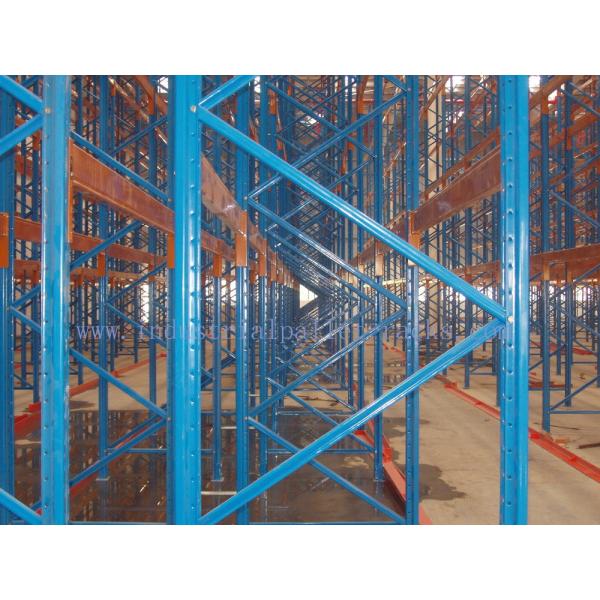 China Narrow Aisle Heavy Duty Pallet Racking System Stacked Forklift ...