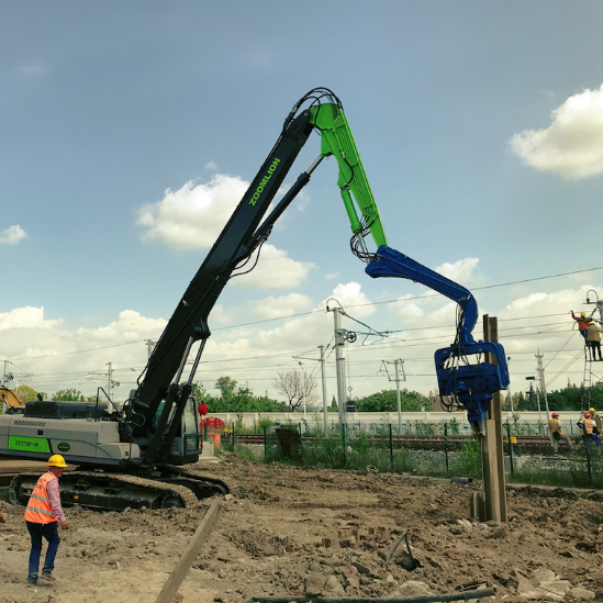 China 15m Pile Hammer with 435KN Force: High-Power Vibro Hammer for ...