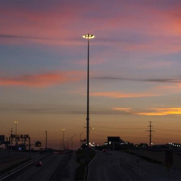 China High Mast Steel Utility Poles 30m With Platform For Stadium And ...