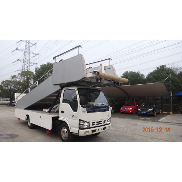 China High Loading Aircraft Boarding Stairs , Airplane Steps Ladder ...