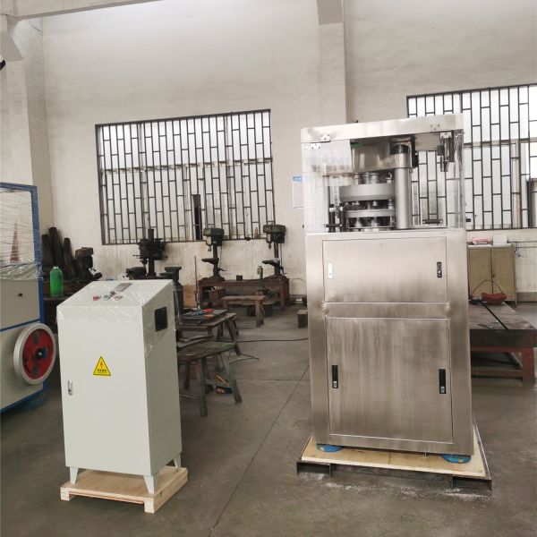 China 7.5KW 400KN 30mm Swimming Pool Disinfectant Tablet Press Machine ...